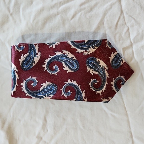 Magnum | Accessories | Vintage Magnum Tie Maroon With Paisley Print ...